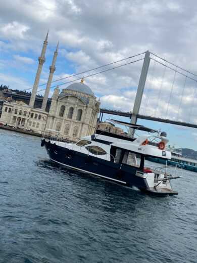 Charter 2020 2020 Motor yacht (2020) in İstanbul - Click&Boat