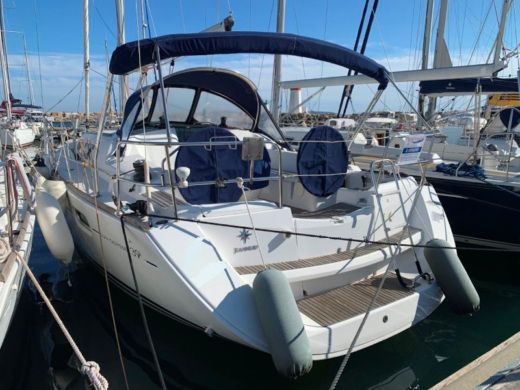 Charter Jeanneau Sun Odyssey 39I Sailboat (2009) in Piombino - Click&Boat