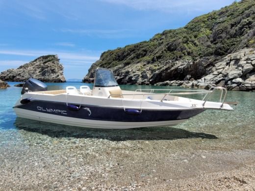 Rent Olympic 500 Ccf Motorboat (2018) in Skopelos - Click&Boat