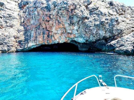 Charter Oki Boats Barracuda 545 Open Motorboat (2023) in Kotor - Click&Boat