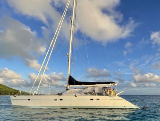 Charter Lagoon Lagoon 57 Catamaran (1997) in Pape'ete - Click&Boat