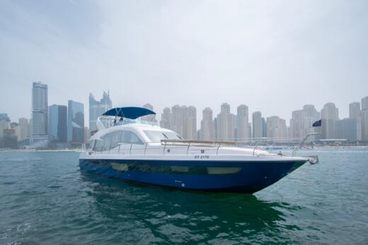 Charter Al Shaali 2024 Motor yacht (2024) in Dubai - Click&Boat