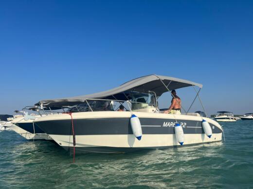 Charter Italmar Marea Motorboat (2020) in Ksamil - Click&Boat