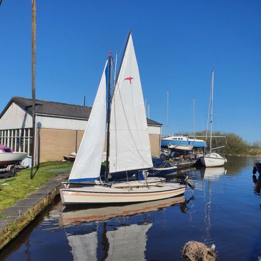 Zeilboot Hoora Polyvalk (2010) huren in Warten - Click&Boat