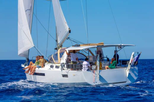 Charter Jeanneau Sun Loft 47 Sailboat (2021) in Athens - Click&Boat