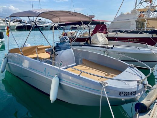 Charter Matrix 500 Boat without licence (2025) in Altea - Click&Boat