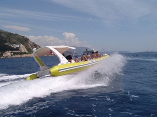 Charter Trimarin 950 RIB (2006) in Dubrovnik - Click&Boat