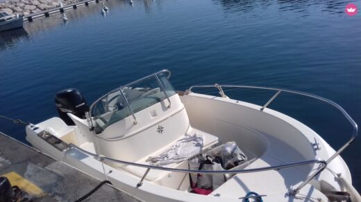 Location Bateau à moteur Jeanneau Cap Camarat 5.15 (2003) à Martigues - Click&Boat