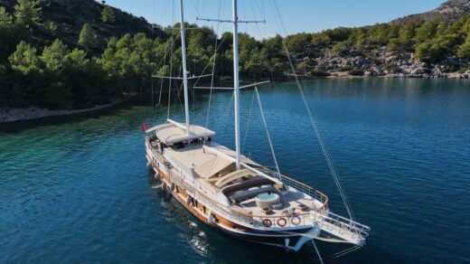 Charter Luxury Gulet With A Capacity Of 12 People Luxury Ketch Gulet ...