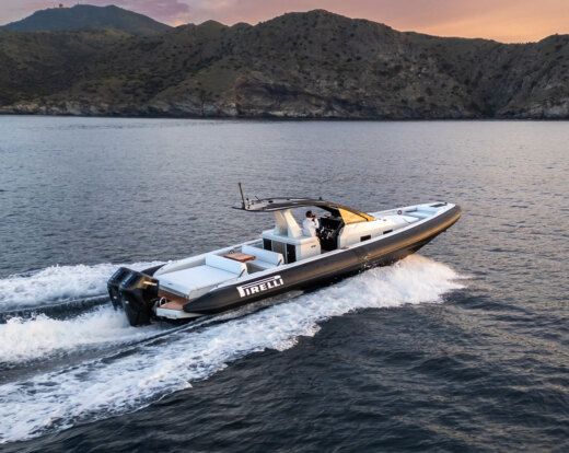 Noleggio Gommone Pirelli Walkarounds 42 (2022) - Porto Cervo - Click&Boat