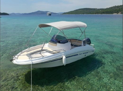 Charter An Marin 500 Motorboat (2018) in Okrug Gornji - Click&Boat