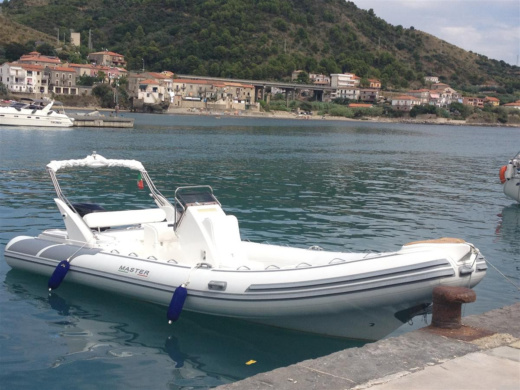 Alquiler Neumática Master 730 Open (2013) en Porto Vecchio - Click&Boat