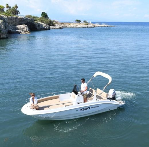 Charter Barqa Barqa Q20 Motorboat (2023) in Naples - Click&Boat