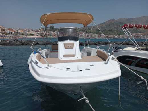Noleggio Barca senza patente Allegra Q20 (2021) - Giardini-Naxos ...