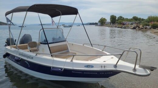 Charter Olympic 500 Ccf Motorboat (2018) in Skopelos - Click&Boat
