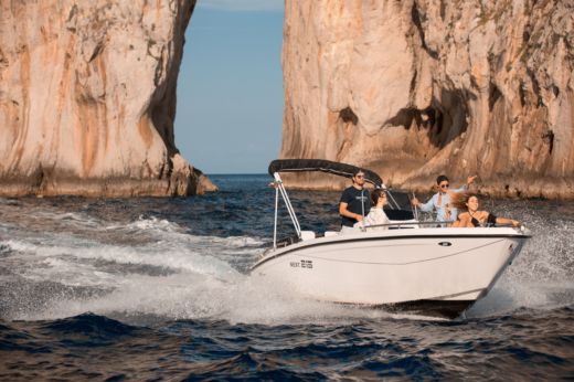 Charter Scar Next 215 Motorboat (2022) in Capri - Click&Boat