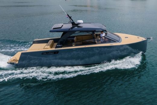 Charter Colnago Marine 35 Open Motorboat (2023) in Makarska - Click&Boat
