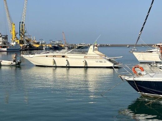 Charter Squalo 2000 Squalo 38H Motor yacht (1987) in San Nicola l'Arena ...