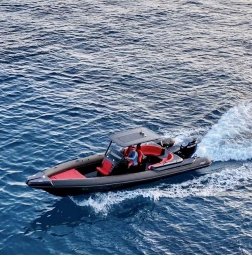 Charter Fost Matrix RIB (2023) in Naxos - Click&Boat