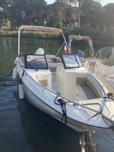 Location Bateau à moteur Quicksilver Bow Rider 675 (2019) à Mandelieu ...