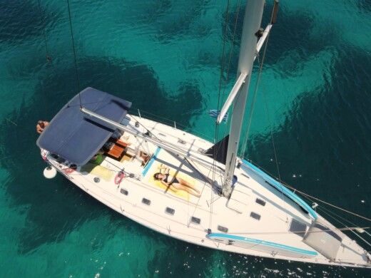 Charter Atlantic 44 Sailboat (2004) in Paros - Click&Boat