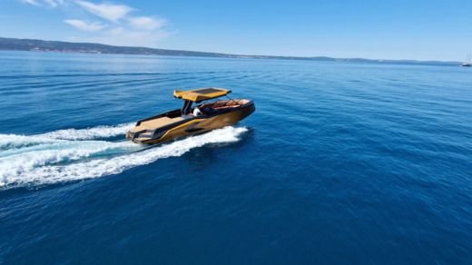 Miete Motorboot Alesta Raptor (2025) in Hvar - Click&Boat