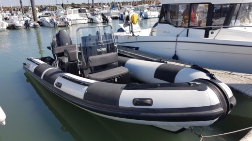 Location Semi-rigide Zeppelin Commander 21 Vpro (2016) à Noirmoutier-en ...