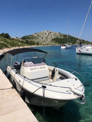 Charter Atlantic Marine 750 Open Motorboat (2023) in Zadar - Click&Boat