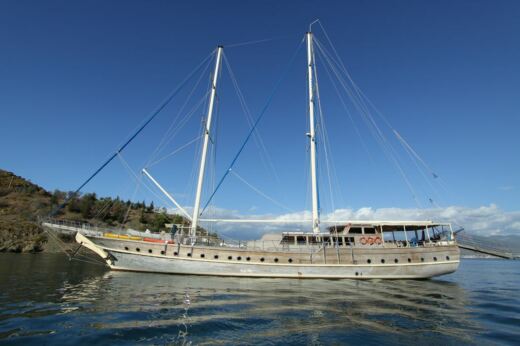 Charter Custom Ketch Sailing yacht (2003) in Göcek - Click&Boat