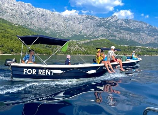Charter Nautica 500 - Traditional Pasara Motorboat (2010) in Makarska ...