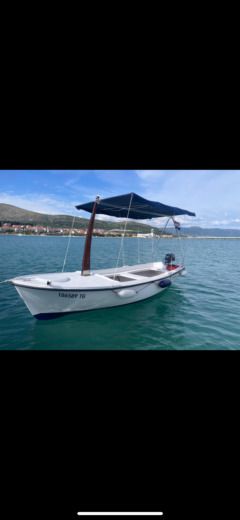Charter Pasara Elan Boat without licence (2009) in Trogir - Click&Boat