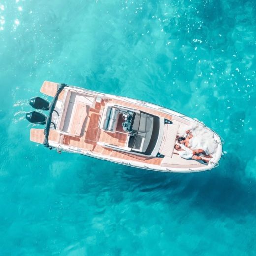 Charter Quicksilver Activ 875 Sundeck Motorboat (2023) in Cannes ...