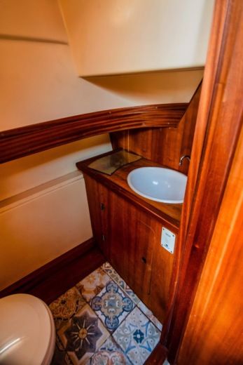 Charter De Simone Mare 8M Motorboat (2016) in Sorrento - Click&Boat