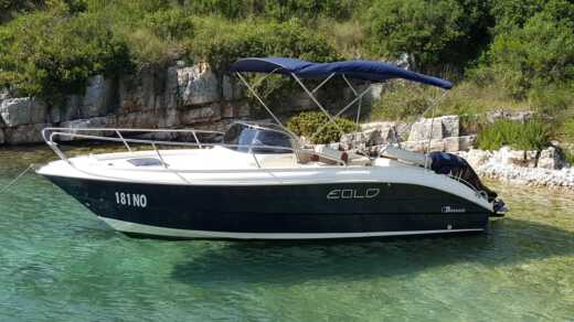 Charter Eolo 650 Day Motorboat (2008) in Stari Grad - Click&Boat