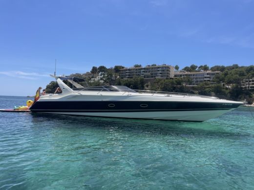 Location Bateau à moteur Sunseeker 45 Apache (2003) à Palma de Majorque ...