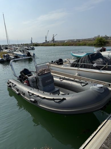 Charter 3D Tender Xpro 535 RIB (2015) in Anglet - Click&Boat