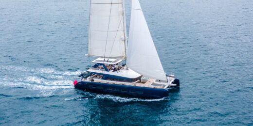 Charter Lagoon Lagoon Seventy 7 Catamaran (2021) in Caribbean - Click&Boat