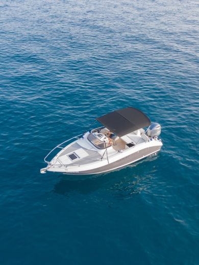 Rent Eolo Eolo 650 Day Motorboat (2020) in Malinska - Click&Boat