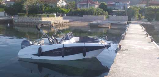 Charter Oki Boats Barracuda 545 Motorboat (2021) in Rab - Click&Boat