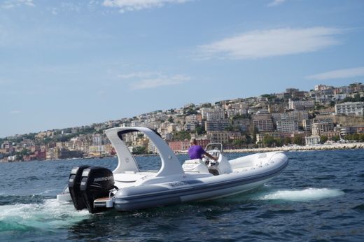 Noleggio Gommone Asso Charisma (2011) - Napoli - Click&Boat