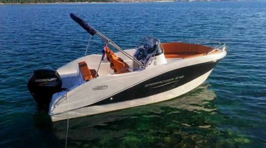 Rent Barracuda 545 Motorboat (2019) in Rab - Click&Boat