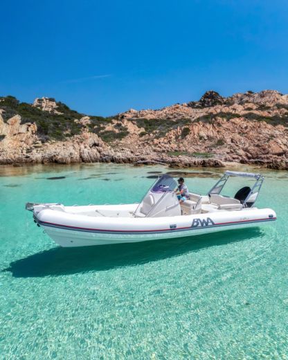 Charter Bwa 28 Gt RIB (2021) in Palau - Click&Boat