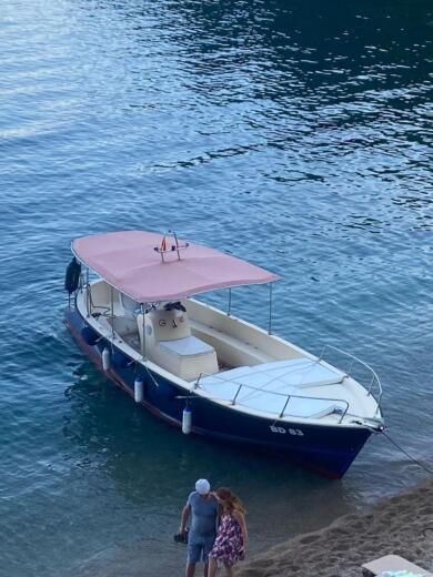 Charter Budva Navar Škarpina Motorboat (2011) in Budva - Click&Boat