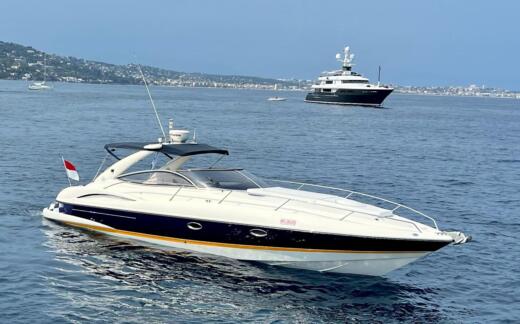 Charter Sunseeker Hawk 34 Motor yacht (2001) in Mandelieu-La Napoule ...