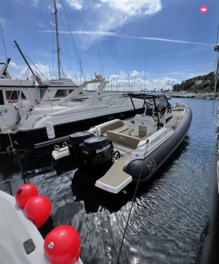 Charter Nova Jolly Prince 33 RIB (2023) in Cavalaire-sur-Mer - Click&Boat