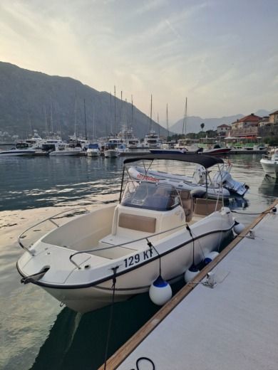 Charter Quicksilver 605 Open Motorboat (2019) in Kotor - Click&Boat