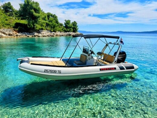 Charter Asso Prestige Ranger 600 RIB (2022) in Trogir - Click&Boat