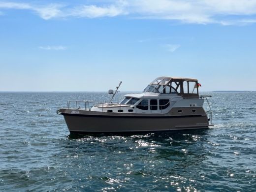 Miete Hausboot Gruno Gruno 35 Classic Exellent (2022) in Werder (Havel ...