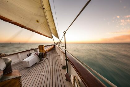 Sailboat Rentals & Charters near me | Best prices - Click&Boat