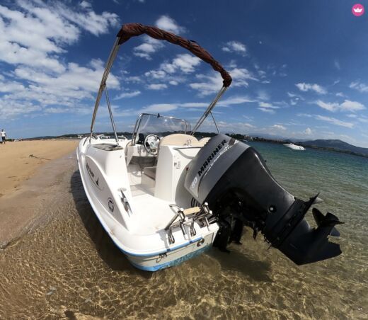 Alquiler Lancha Quicksilver 505 Commander (2019) en Laredo - Click&Boat